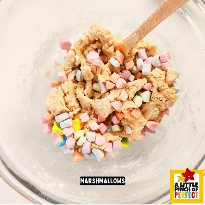 Lucky Charms Cookie Recipe: St. Patrick's Day Treat - A Little Pinch of ...